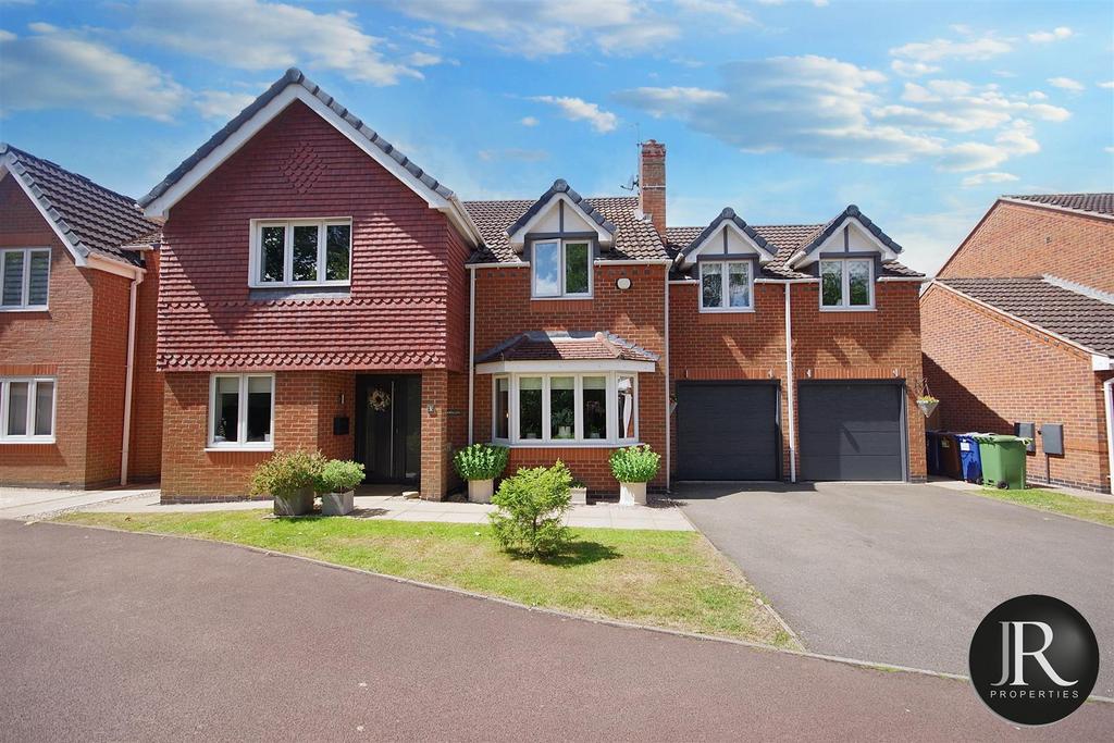 Eaton Drive, Rugeley WS15 5 bed detached house for sale - £520,000
