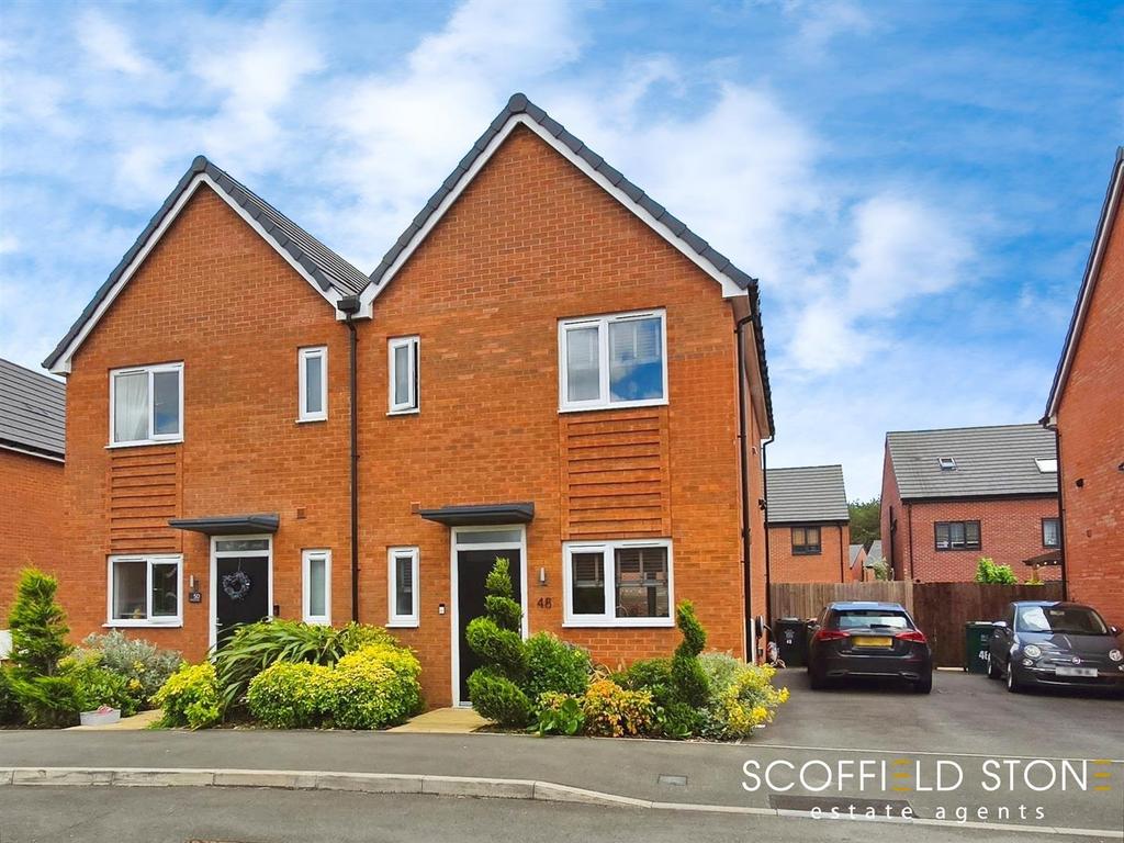 Packington Road, Hilton, Derby 3 bed semi-detached house - £240,000