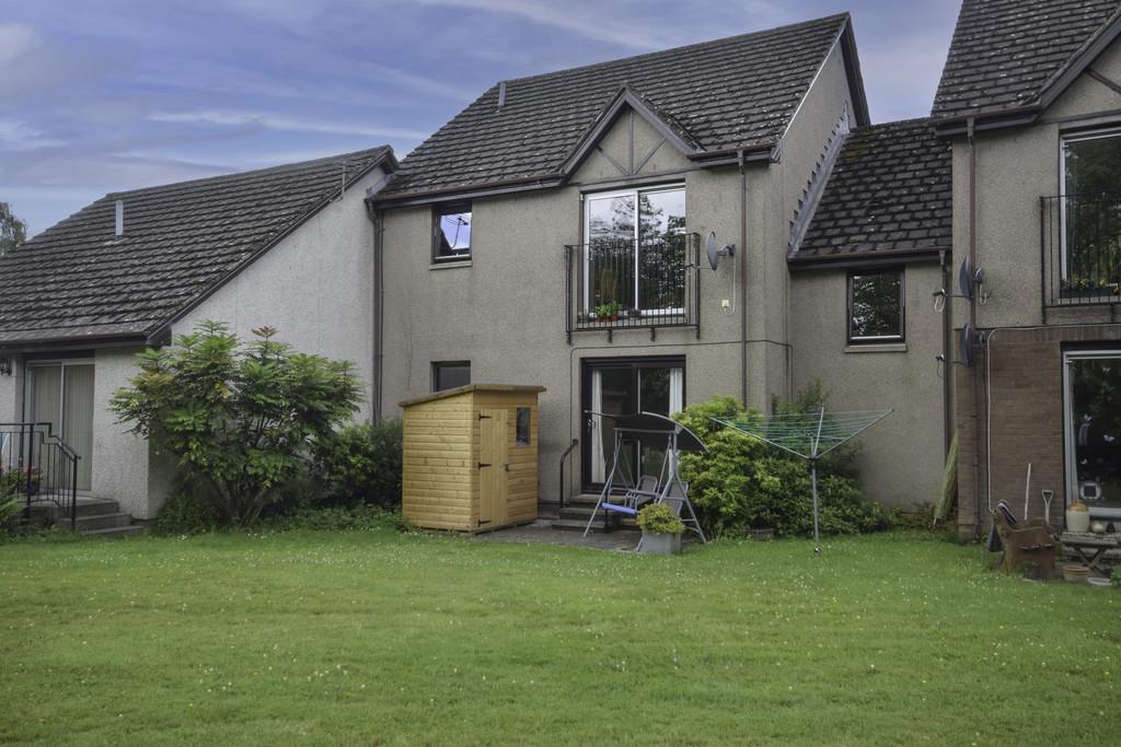 Earnbank, Bridge Of Earn, Perth 2 bed apartment for sale - £105,000