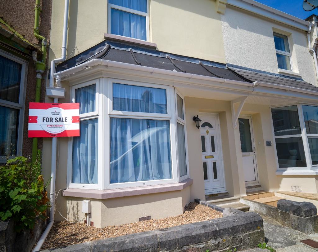 Plymouth, PL2 2DD PL2 2 bed terraced house - £165,000