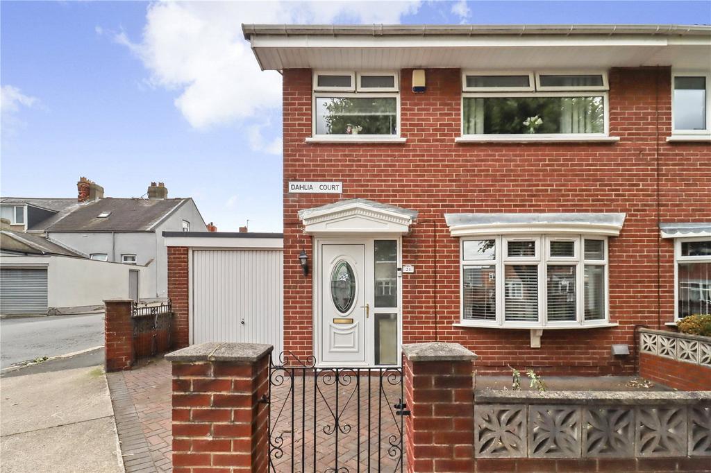Dahlia Court, Tyne and Wear SR4 3 bed semi-detached house - £150,000