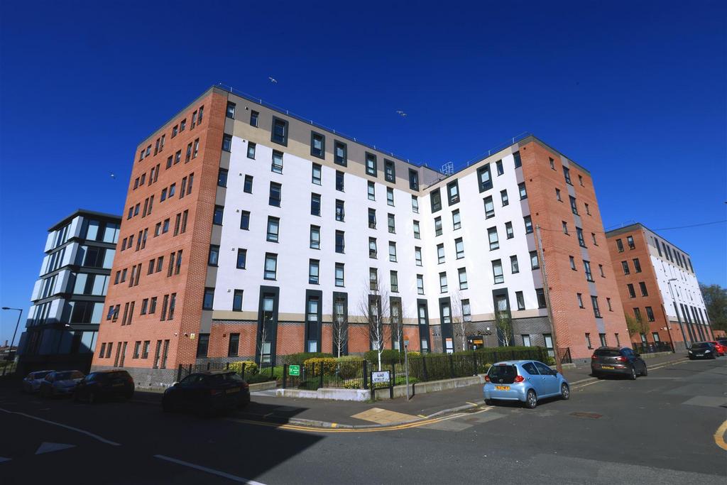Prince Edwin Street, Liverpool L5 Studio - £780 pcm (£180 pw)