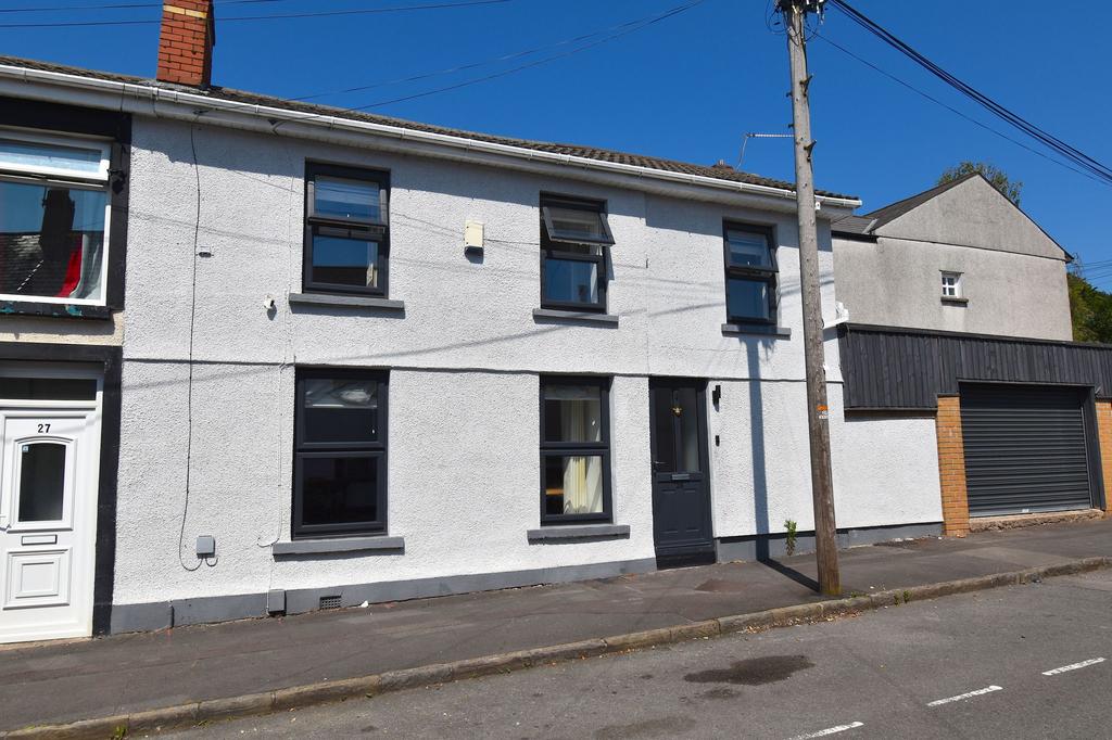 Crown Street, Newport, NP19 3 bed semi-detached house for sale - £239,995