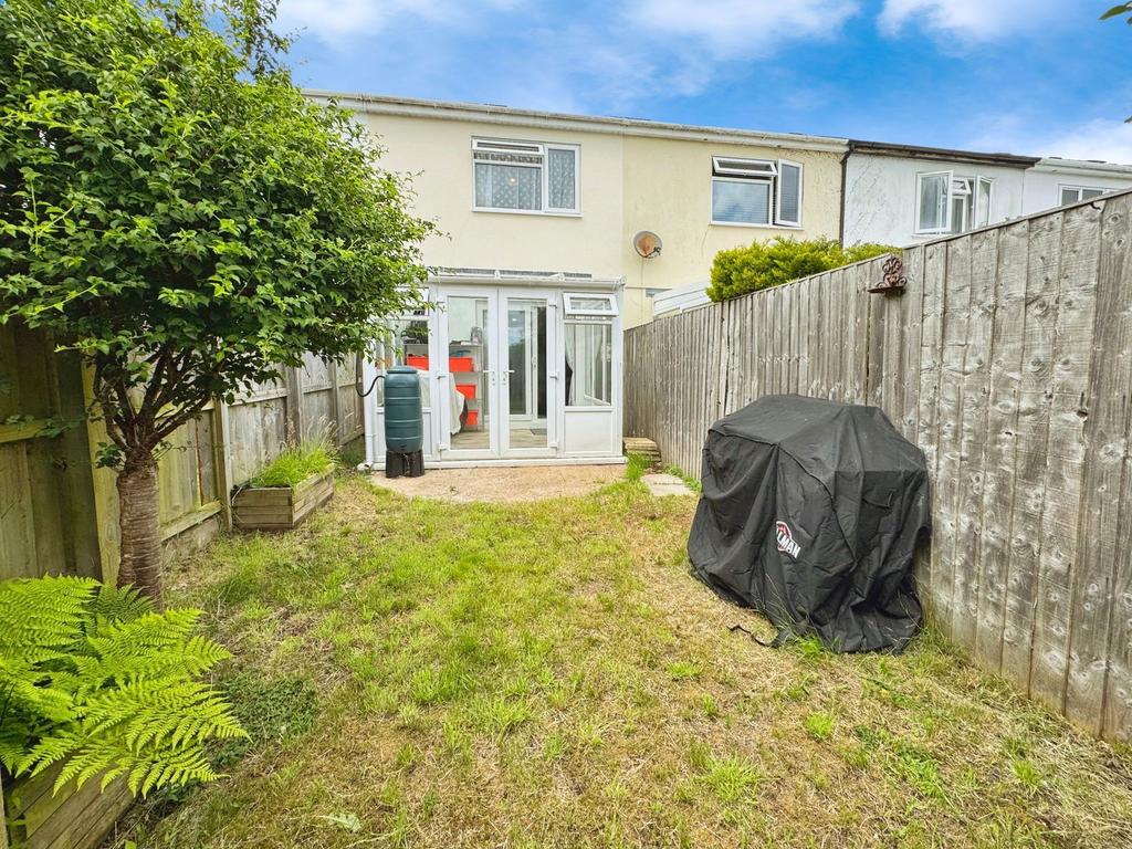 Poundsland, Exeter EX5 2 bed terraced house for sale - £220,000