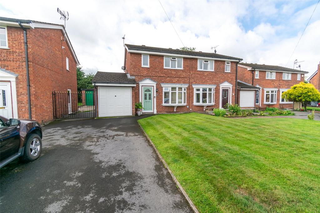 Stallard Way, Middlewich 3 bed semi-detached house for sale - £215,000