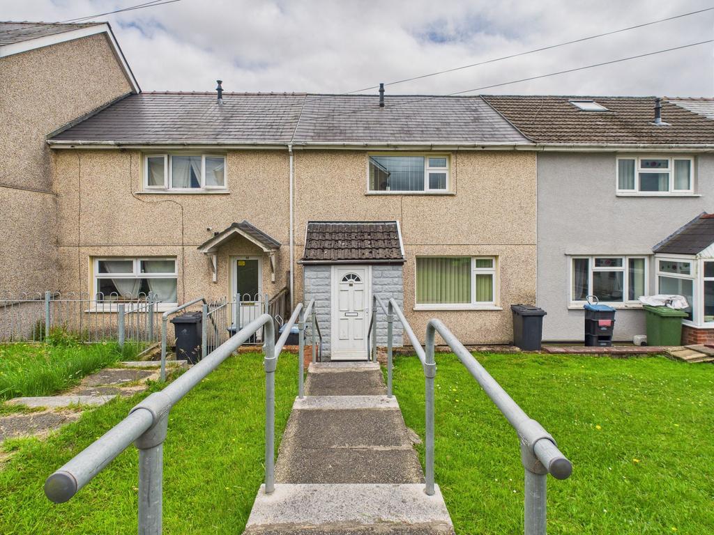 Lansdowne Close, Garnlydan, NP23 2 bed terraced house for sale - £90,000
