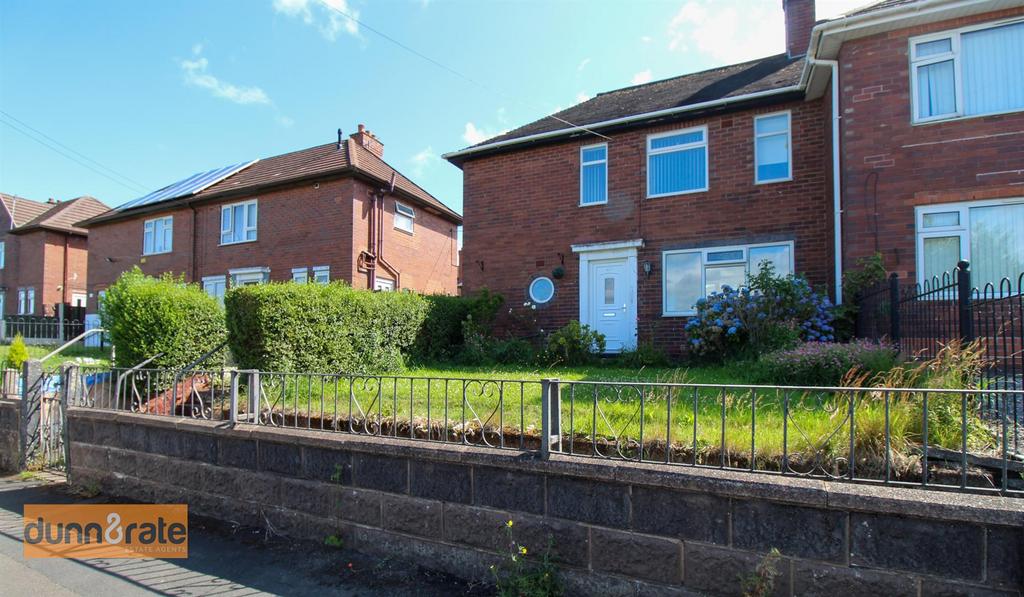 Abbey Road, Stoke-On-Trent ST2 3 bed semi-detached house - £135,000