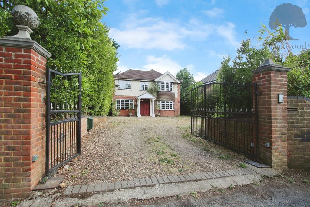 Langley Park Road, Iver SL0 5 bed detached house to rent - £3,750 pcm ...