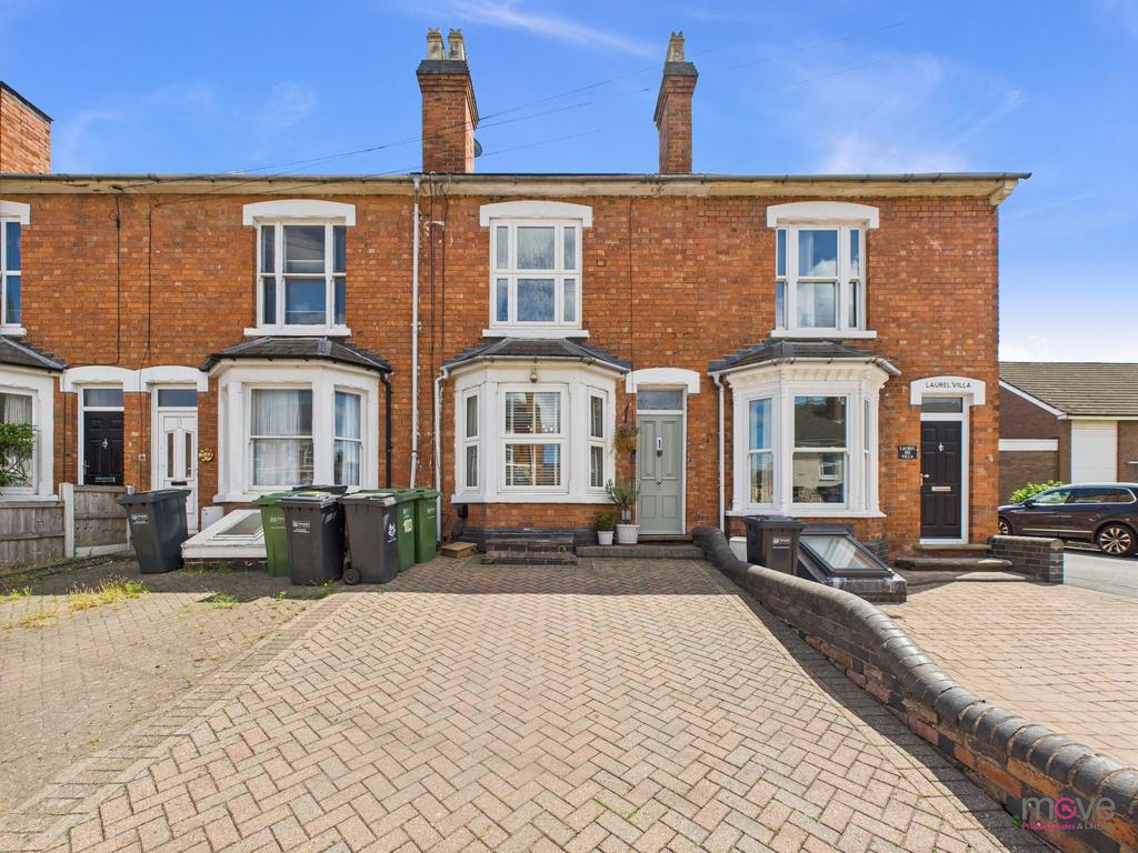 Bromyard Road, Worcester WR2 4 bed terraced house - £325,000