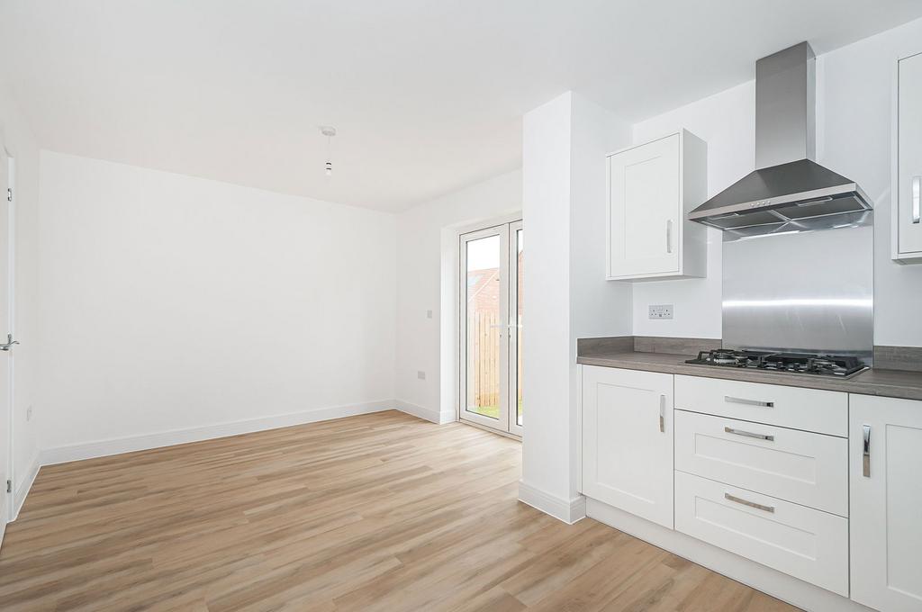 Great Gutter Lane West, Willerby HU10 4 bed detached house - £349,995