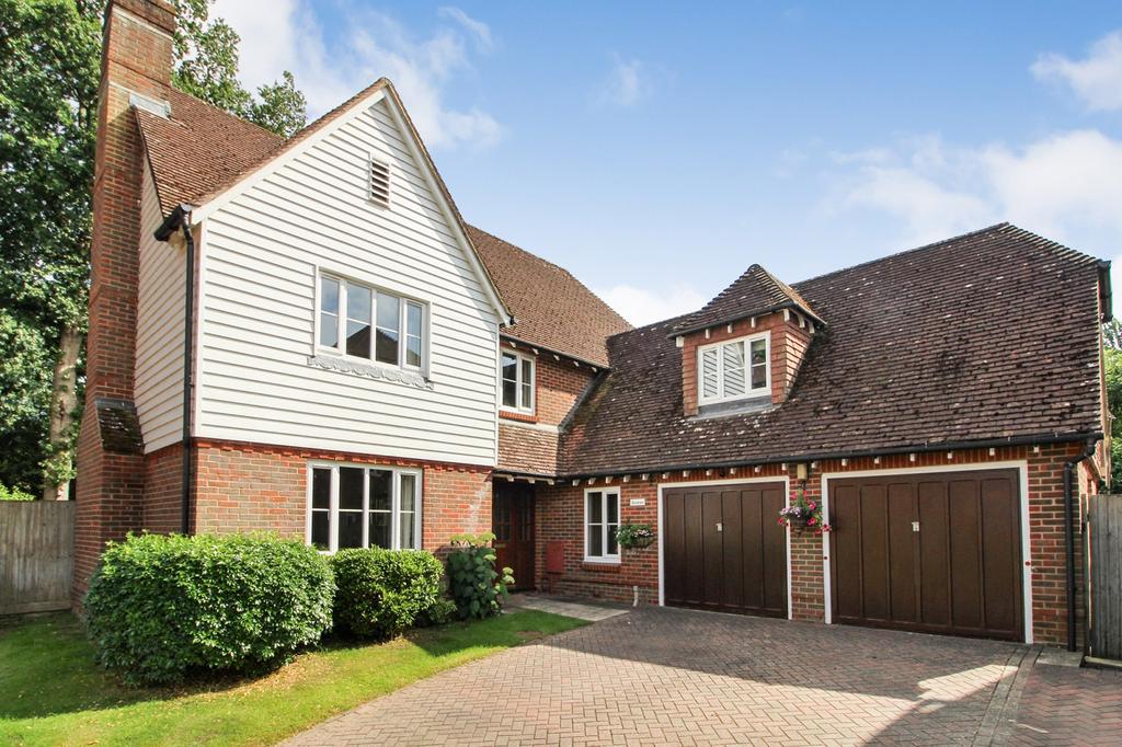 The Linfields, Linfield Copse... 5 bed detached house - £825,000