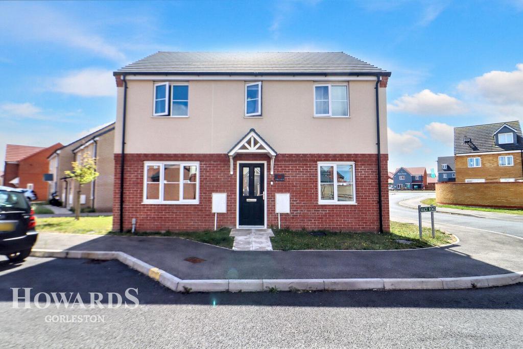 Mace Road, Bradwell 4 bed detached house for sale - £360,000