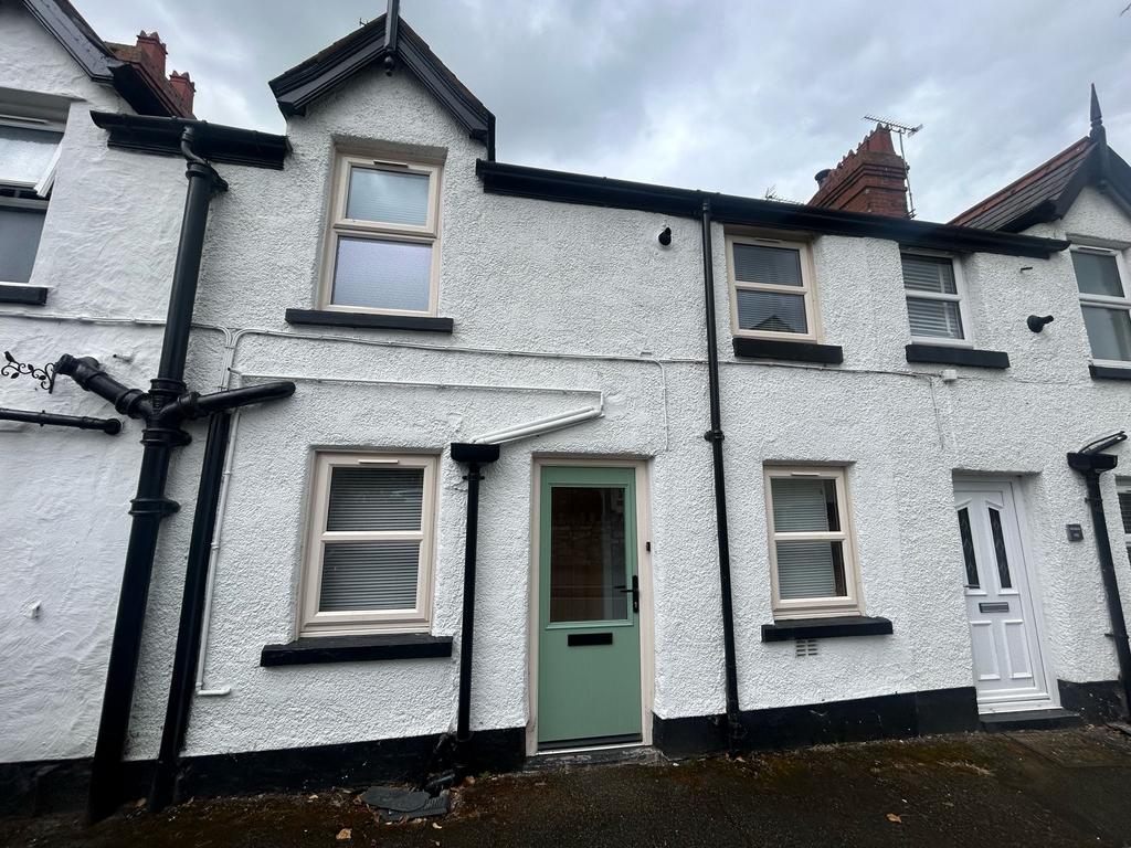 Gwindy Street, Rhuddlan, LL18 2 bed cottage - £795 pcm (£183 pw)