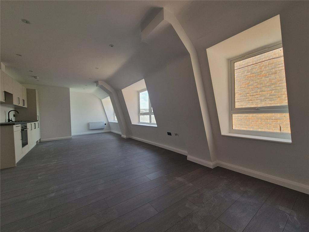 High Street, Swindon SN1 2 bed apartment - £1,250 pcm (£288 pw)