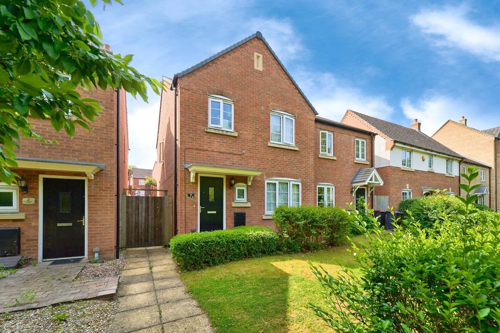 Woodside Avenue, Telford TF7 3 bed semi-detached house - £190,000