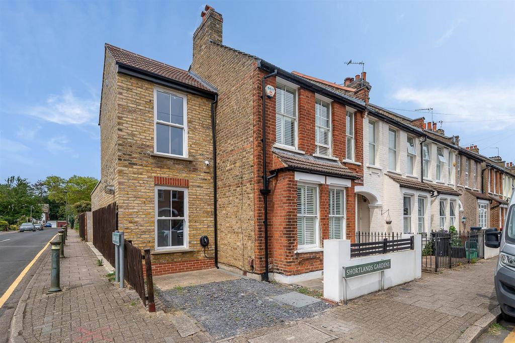 Shortlands Gardens, Bromley, BR2 3 bed end of terrace house for sale ...