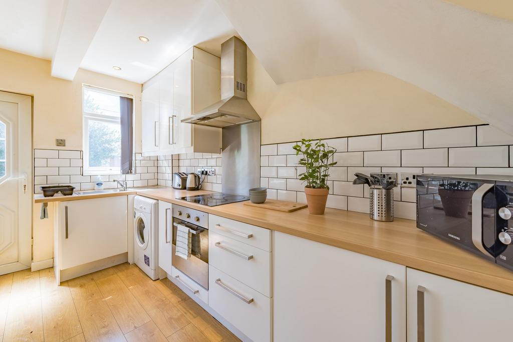 Victoria Road, Leeds LS6 3 bed house to rent - £1,885 pcm (£435 pw)