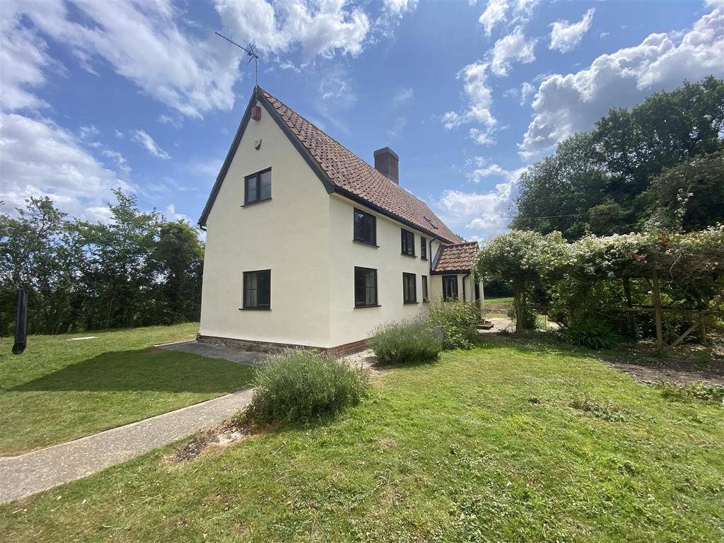 Wetheringsett 3 bed detached house - £1,400 pcm (£323 pw)