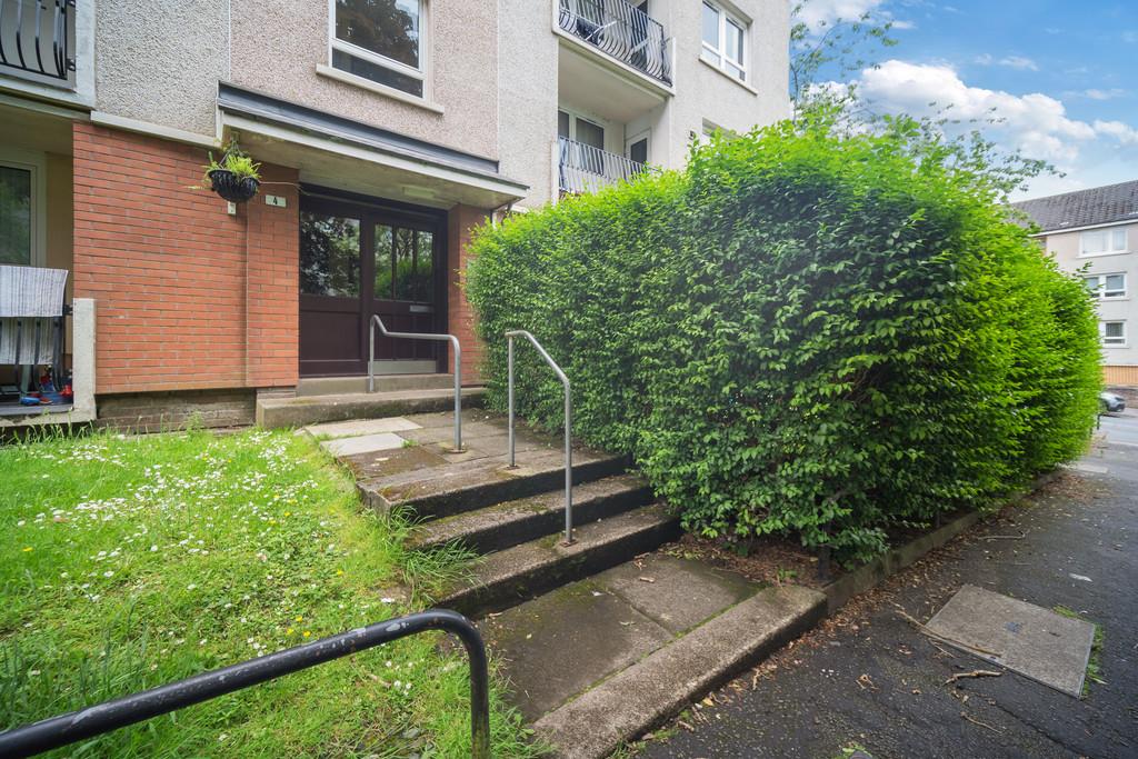 Cadder Grove, Maryhill G20 2 bed flat for sale - £100,000