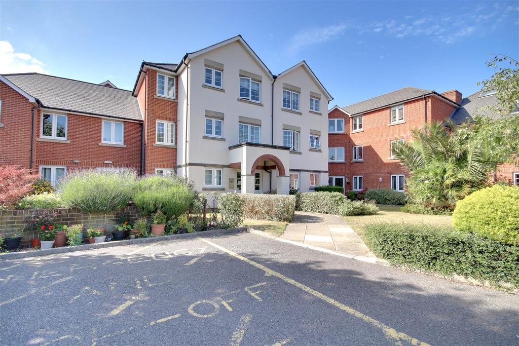 Highfield Court, Penfold Road, BN14 2 bed retirement property for sale ...