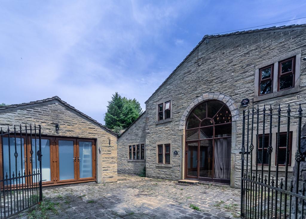 Calderbrook Road, Greater Manchester... 4 bed detached house for sale ...