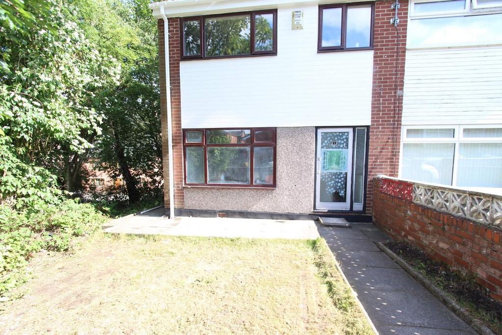 Fenton Mews, Deeplish, Rochdale 3 bed semi-detached house - £165,000
