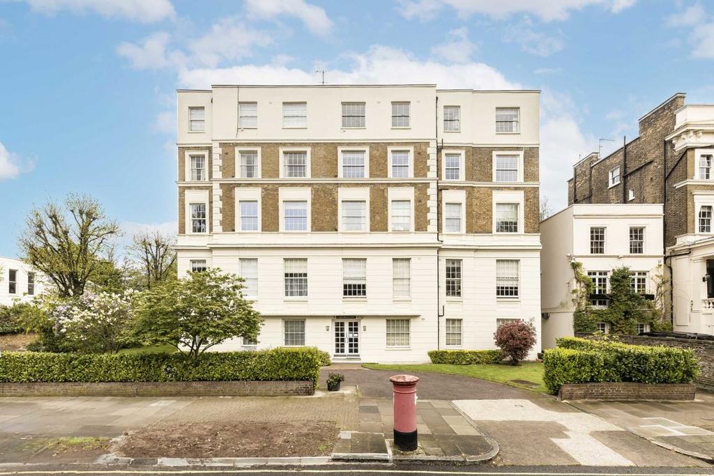 Hamilton Terrace, London NW8 2 bed flat - £3,146 pcm (£726 pw)