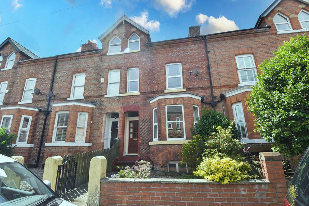 Newton Road, Urmston, M41 4 bed terraced house for sale - £475,000