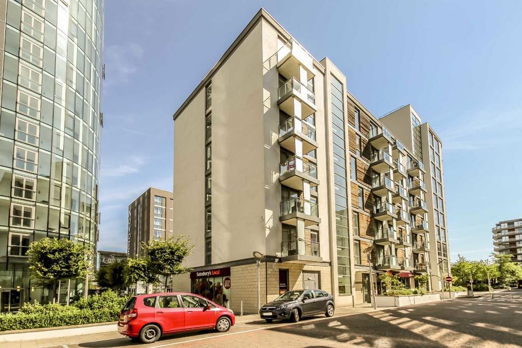 Ealing Road, Brentford TW8 1 bed flat to rent - £1,746 pcm (£403 pw)