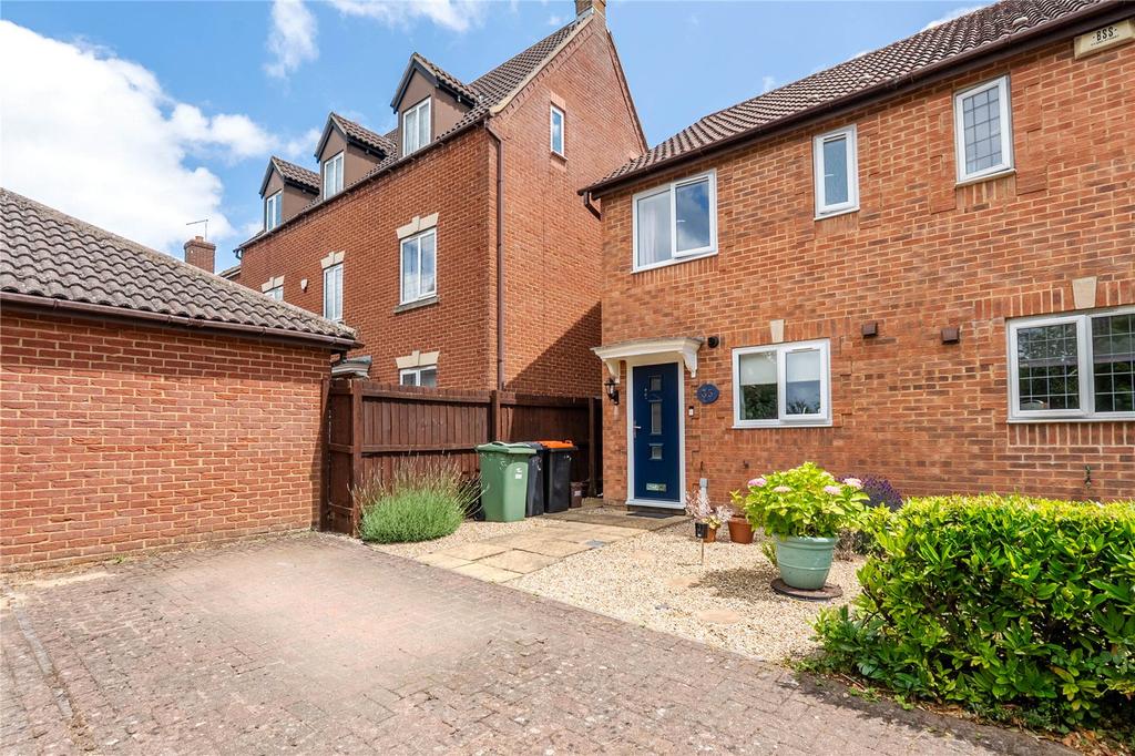 Badgers Gate, Beds LU6 2 bed semi-detached house - £340,000