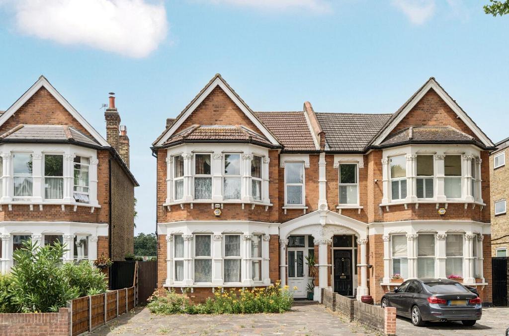 Canadian Avenue, London, SE6 3AS 4 bed semi-detached house - £1,000,000