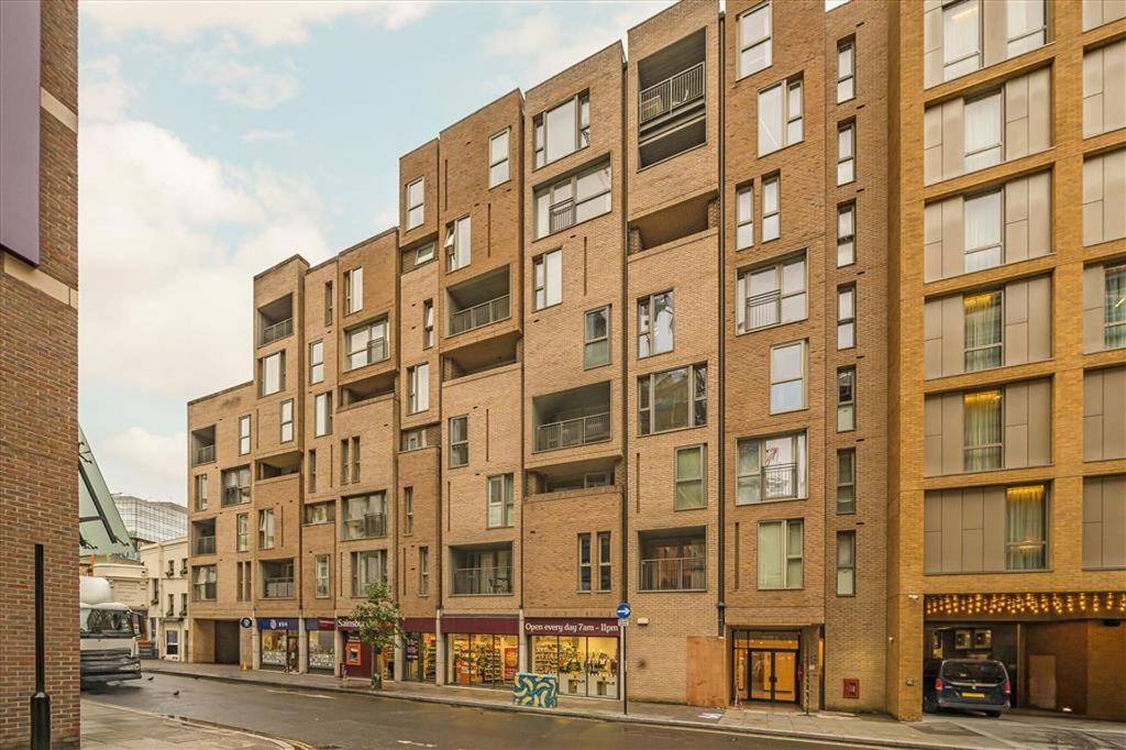 Great Suffolk Street, London SE1 2 bed flat - £2,999 pcm (£692 pw)