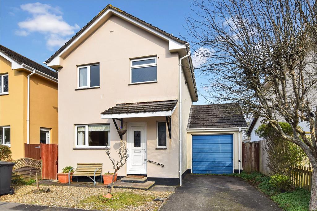 Park Close, Fremington, Barnstaple... 3 bed detached house for sale - £ ...