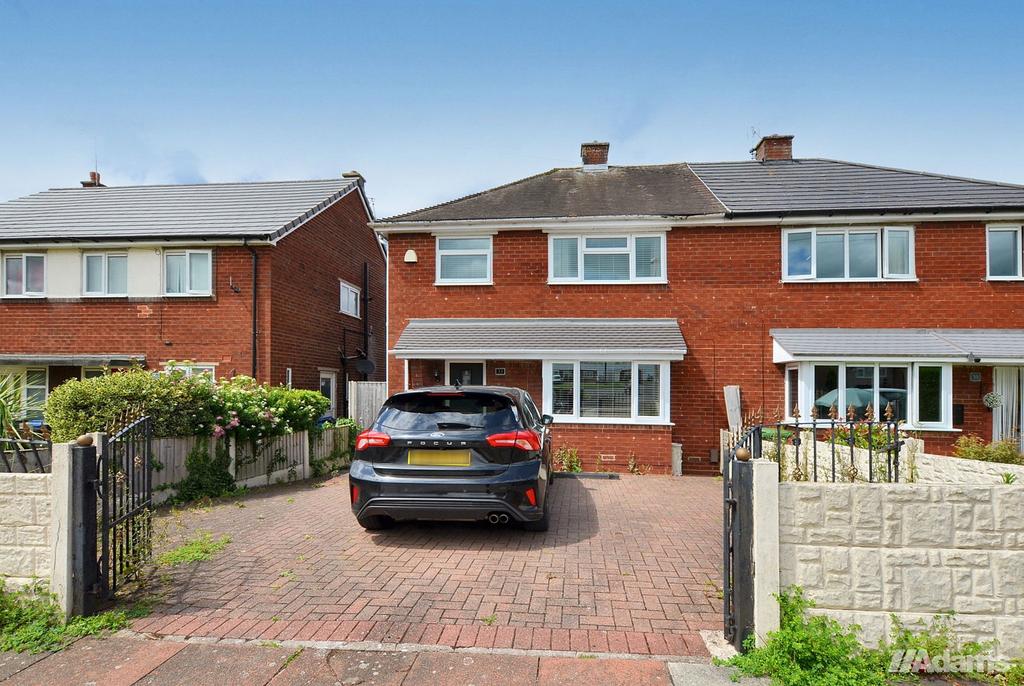 Larch Road, Runcorn 3 bed semi-detached house for sale - £175,000