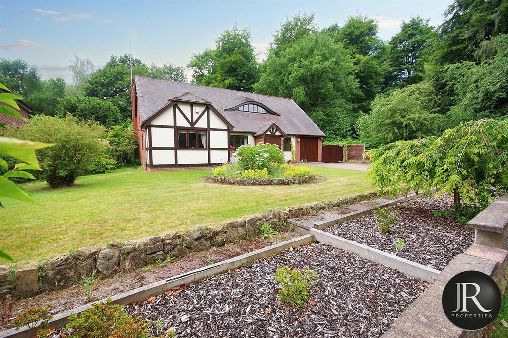 Post Office Lane, Slitting Mill WS15 5 bed detached house for sale - £ ...