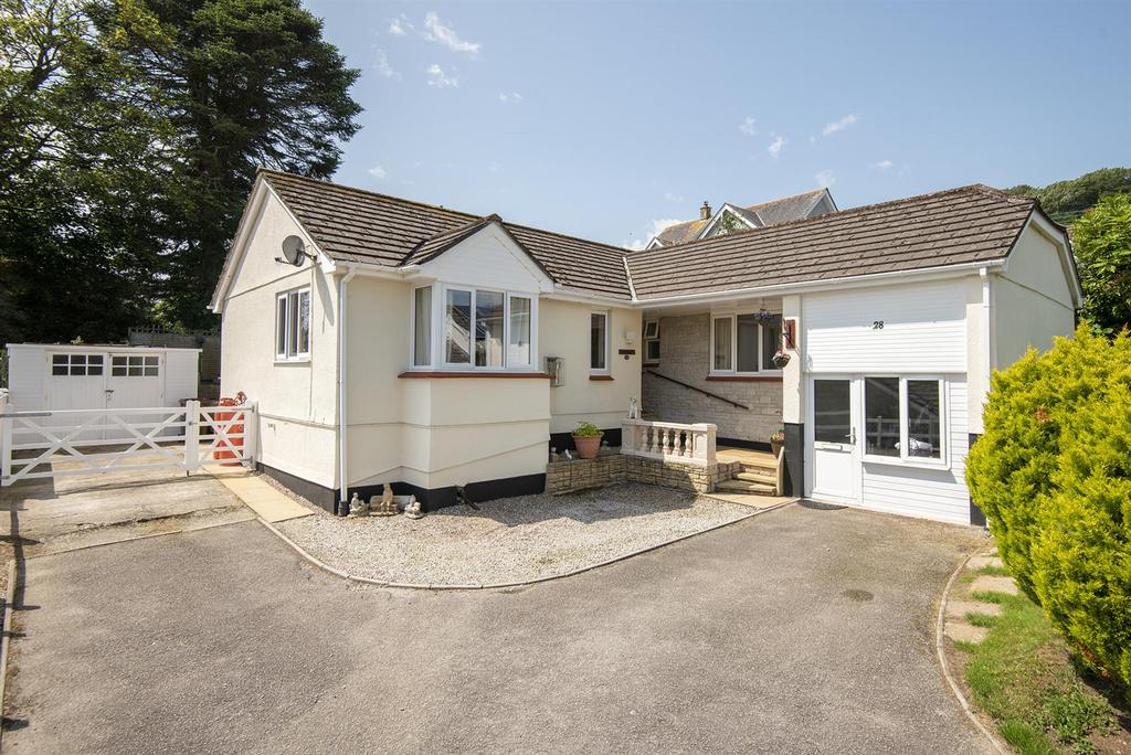 Budock Water 3 bed detached bungalow for sale - £475,000