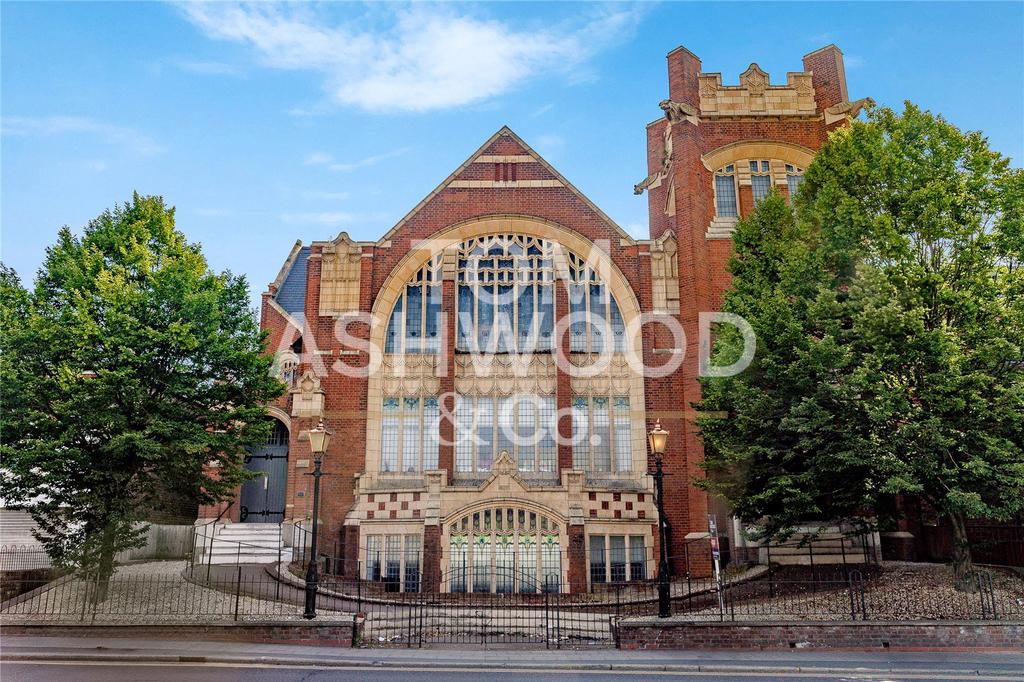Wycliffe House, Cranbrook Road... 2 bed apartment - £350,000