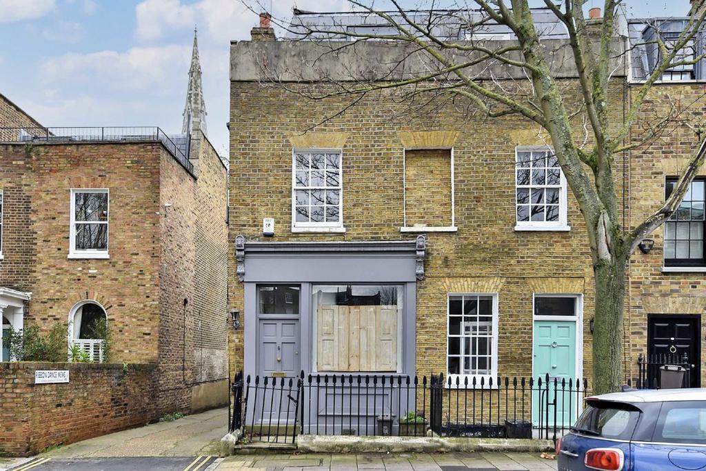 Camberwell Grove, London SE5 3 bed semi-detached house to rent - £3,500 ...