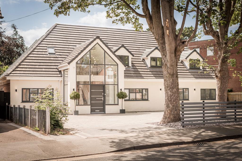 Lichfield Road, Four Oaks, B74 4BZ 6 bed detached house for sale - £900,000