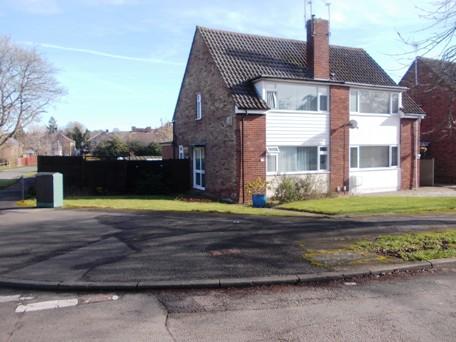 Epsom Road, Rugby, CV22 3 bed semi-detached house - £1,200 pcm (£277 pw)