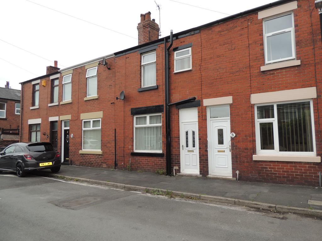 Chorley, Chorley PR7 2 bed terraced house - £750 pcm (£173 pw)