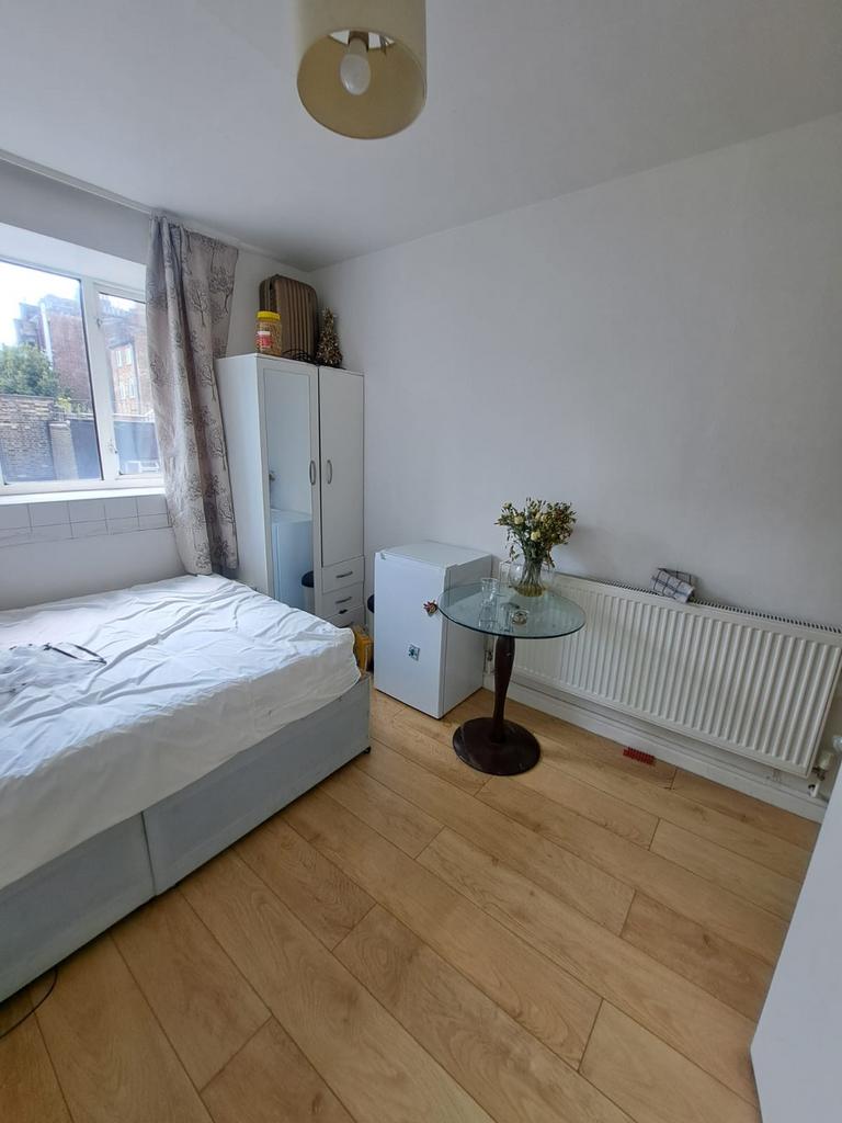 Holloway Road, Holloway, N7 Studio - £1,040 pcm (£240 pw)