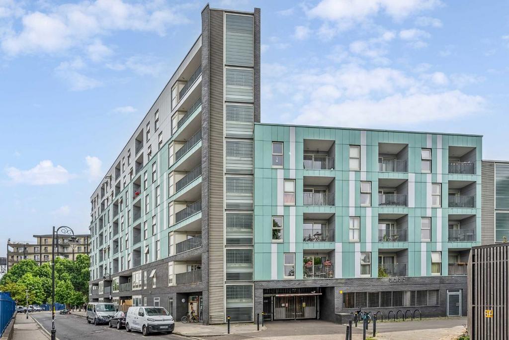 Enid Street, London SE16 2 bed flat - £475,000