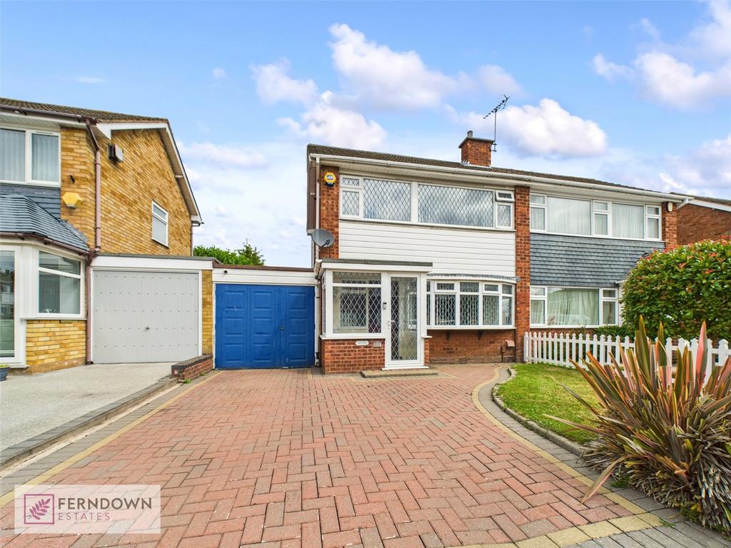 Wayside, Marston Green, Birmingham, B37 3 bed semi-detached house - £ ...