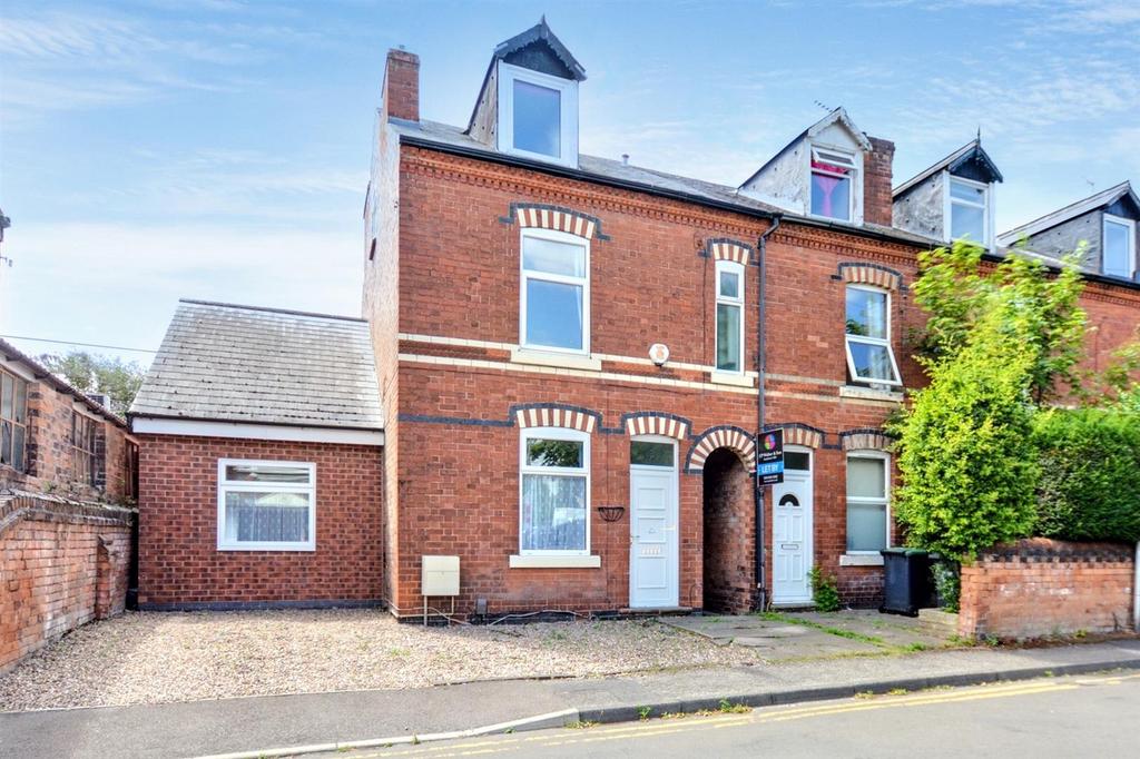 Derby Street, Beeston, Nottingham 7 bed end of terrace house - £385,000
