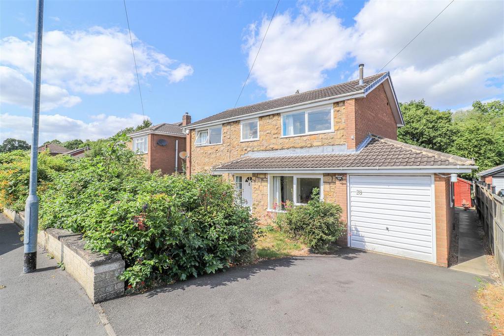 Lime Crescent, Wakefield WF2 4 bed detached house - £450,000