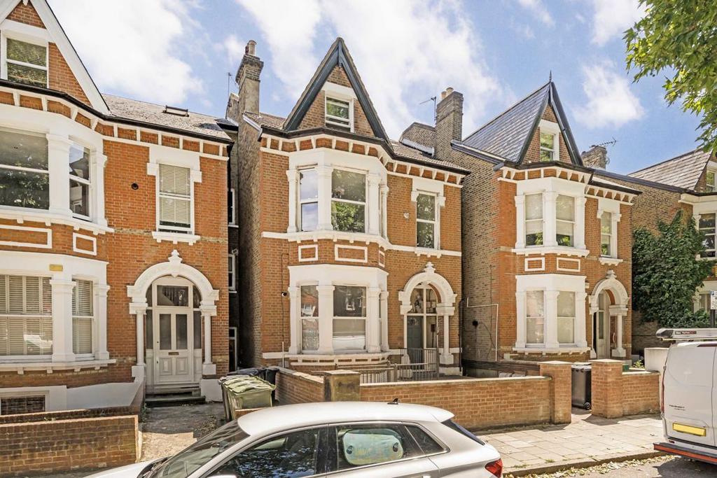 Mount Nod Road, London SW16 1 bed flat - £1,600 pcm (£369 pw)