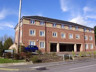 Thatcham, Berkshire, RG19 1 bed flat - £150,000