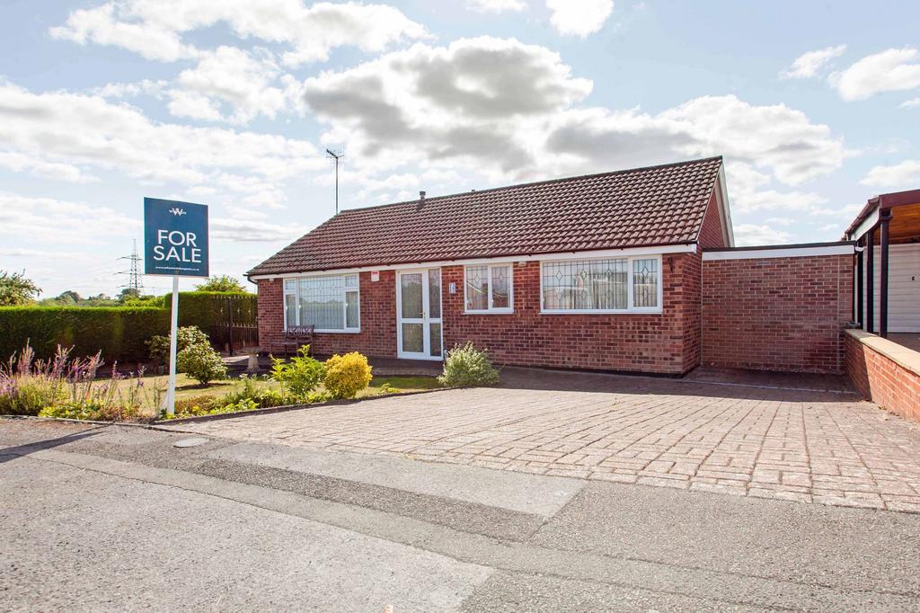 Froggatt Close, Inkersall, S43 3 bed detached bungalow for sale - £264,500