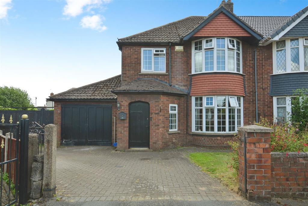 Marmion Road, Scunthorpe 3 bed semi-detached house - £190,000